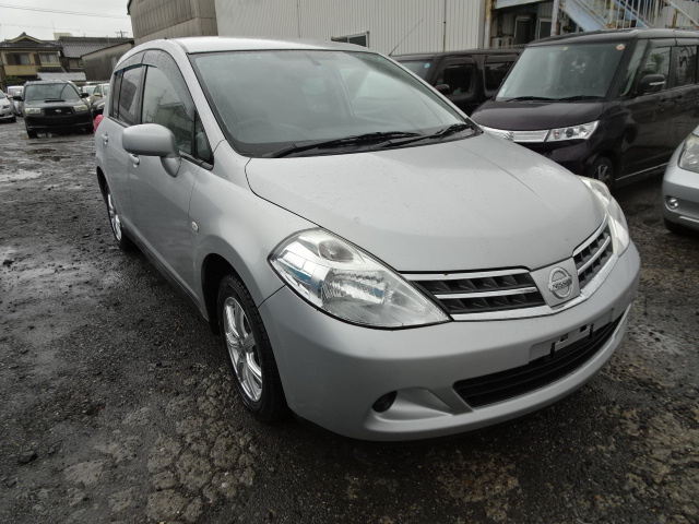 2011/8 NISSAN TIIDA C11 | Japanese Used Cars | RYUSOBANKIN