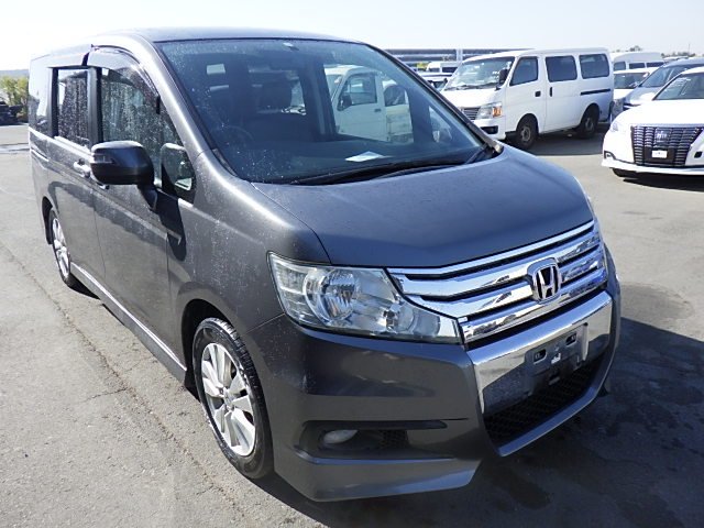 2009YEAR/DEC HONDA STEP WAGON RK5 2000cc RK5-1009077 | Japanese Used ...
